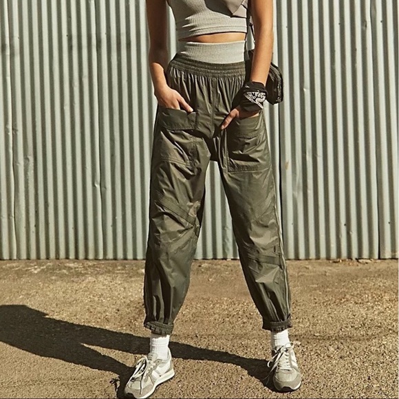 Free People | Pants & Jumpsuits | New Free People Nylon Packable Jogger ...